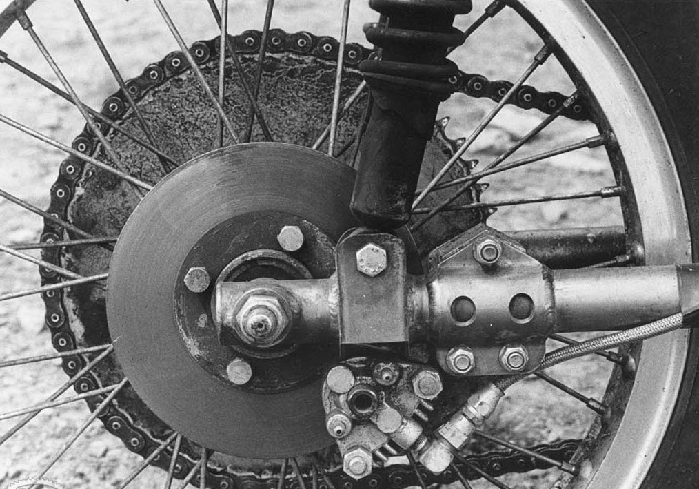 Het verhaal achter de titanium BSA uit 1966 - MX Vintage